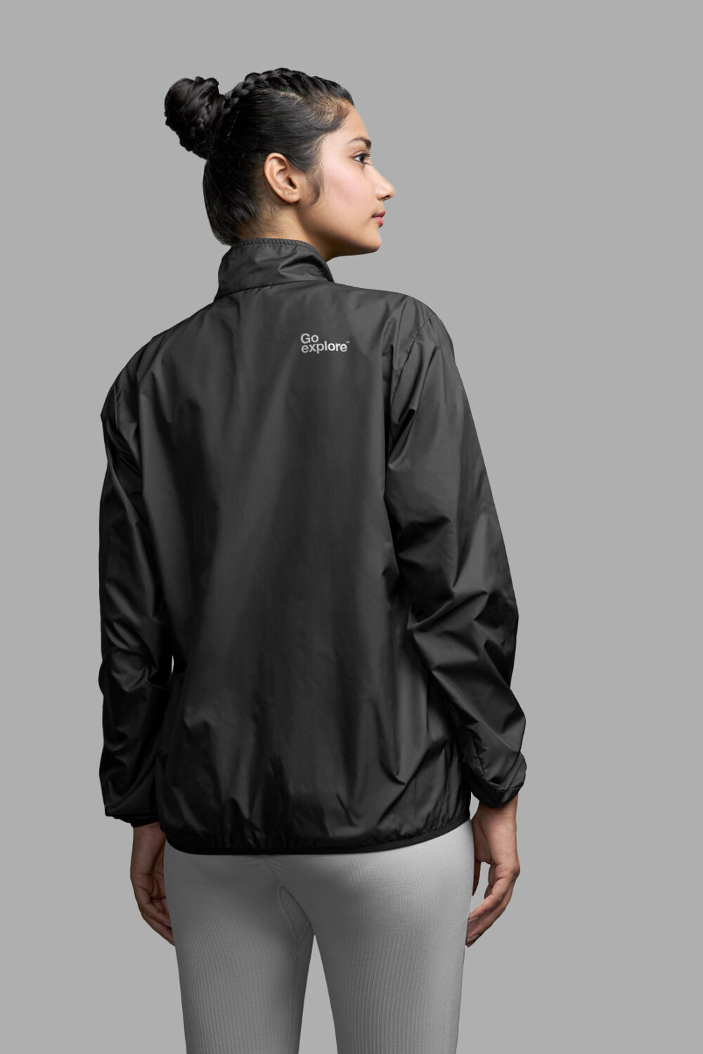 Adventure Worx windcheater a lightweight jacket to fight winters