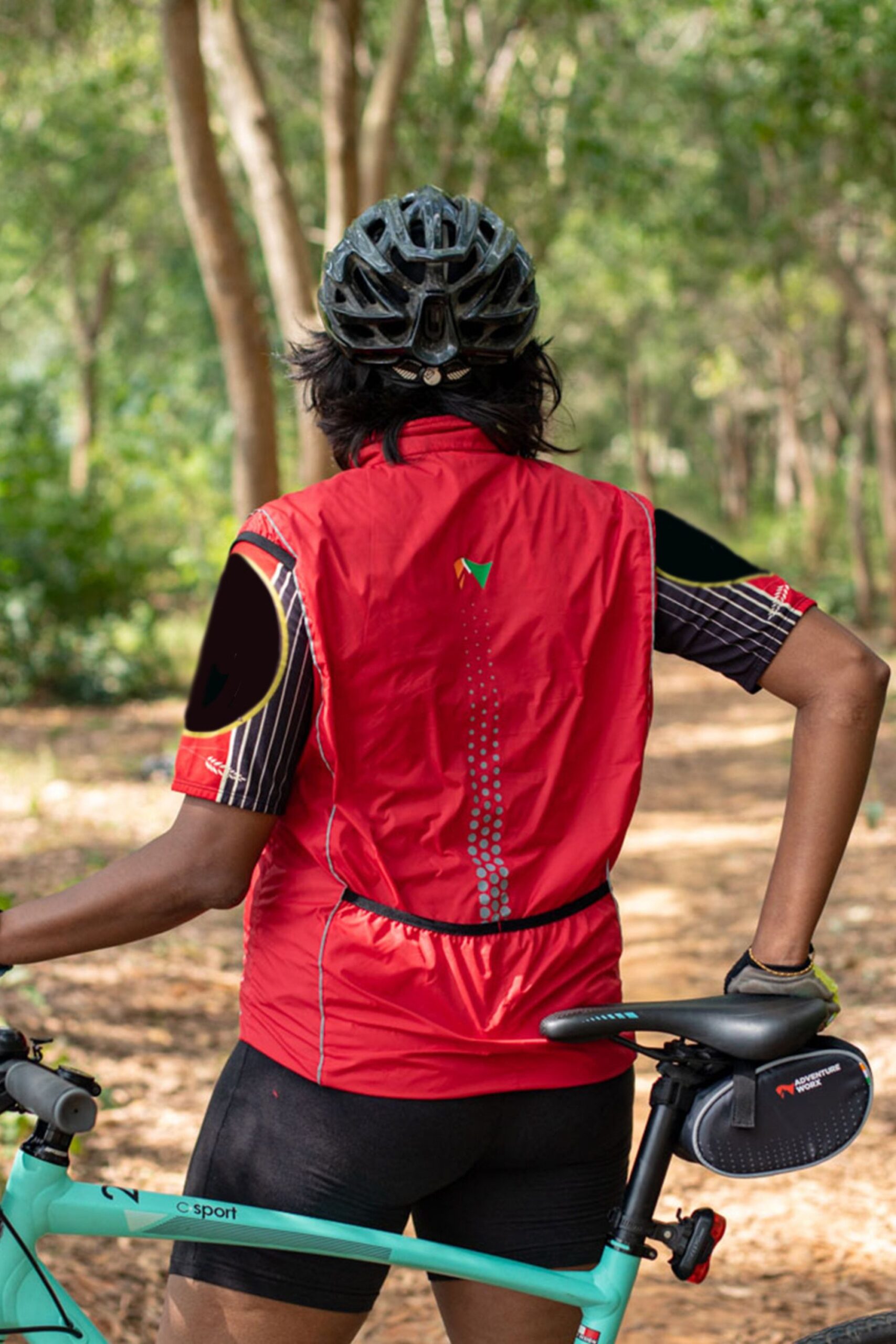 Find your windproof jacket suitable for any weather