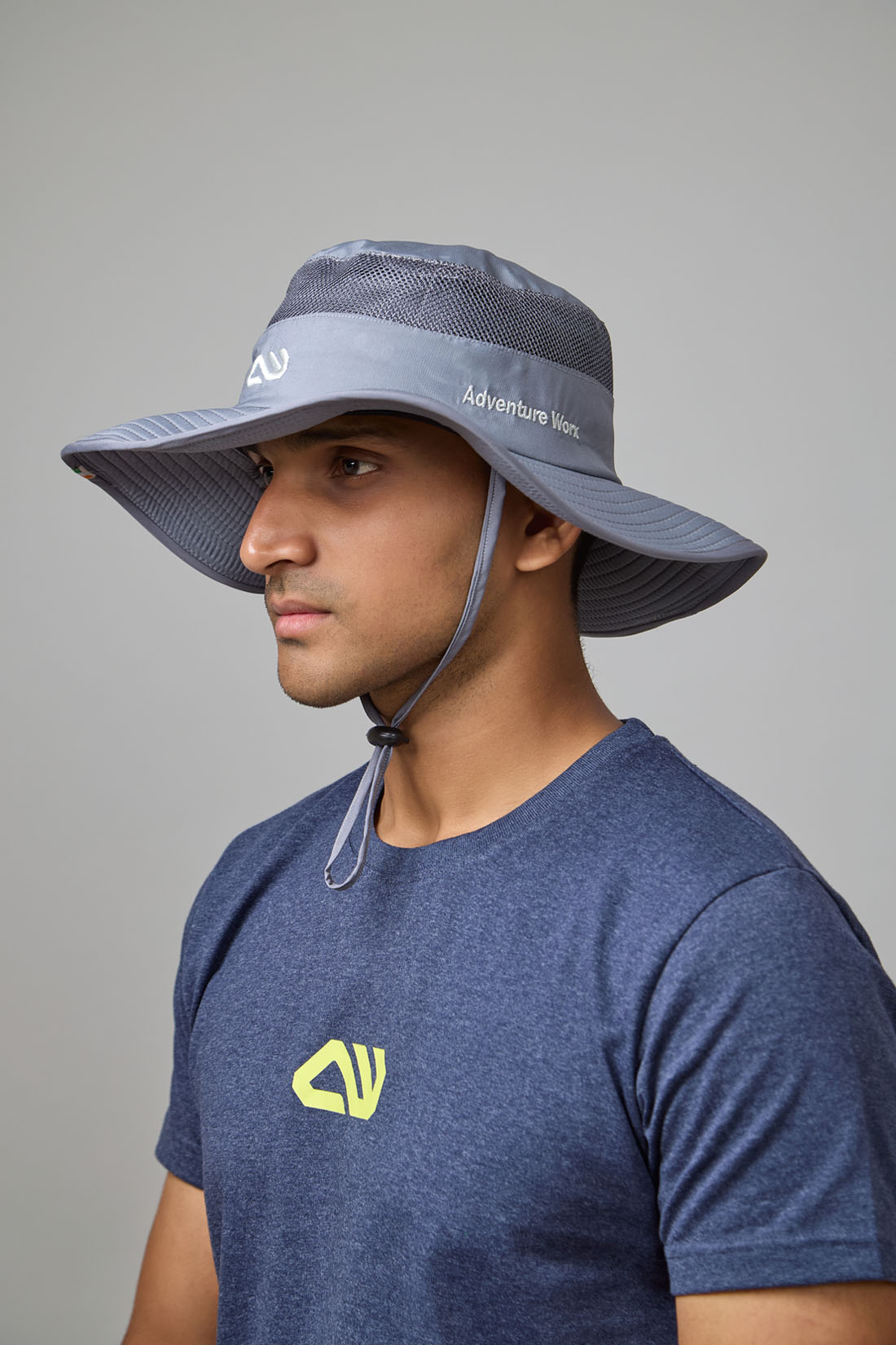 Discover the ultimate convenience with our waist pouch